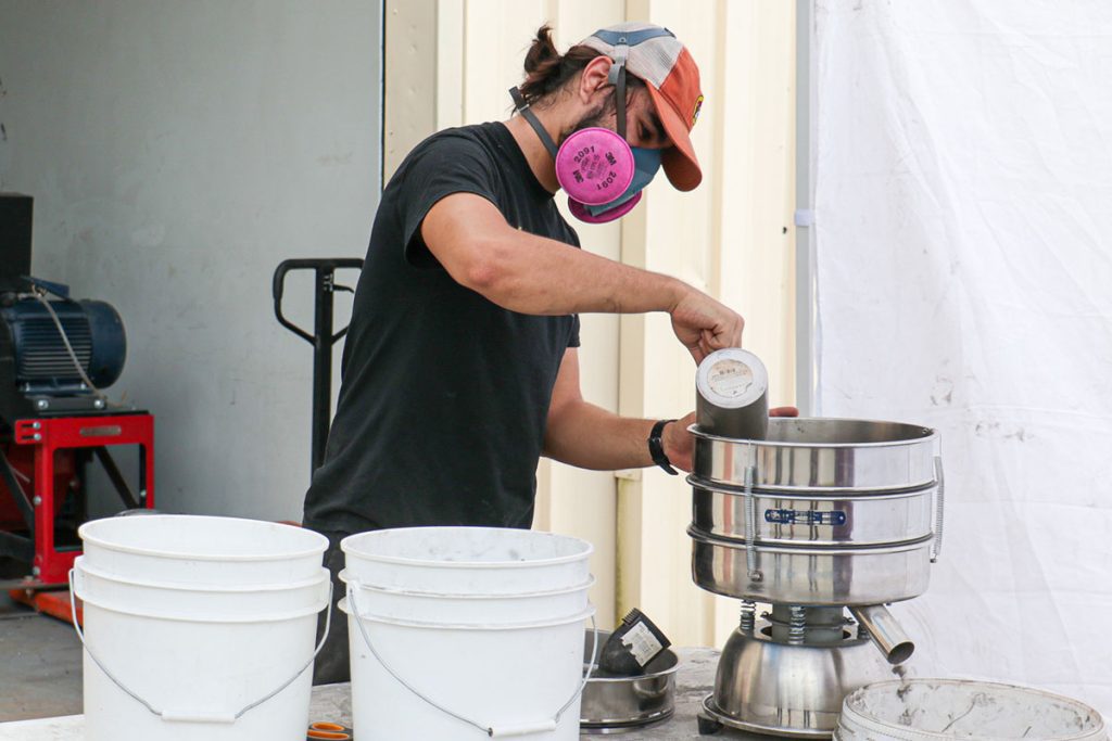 UCF Experimental Space Dirt Helps to Advance Space Exploration - UCF Planetary Sciences Group